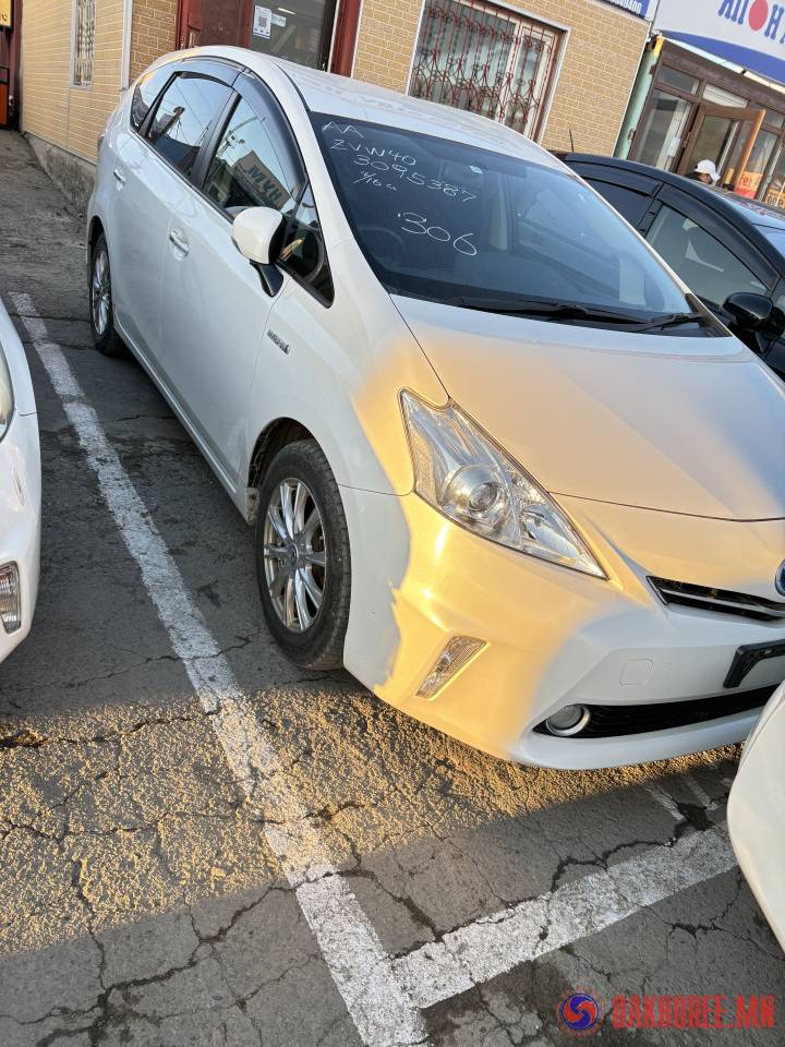 Toyota Prius-41 Alpha 33 сая