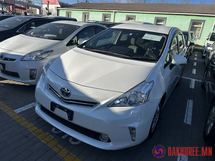 Toyota Prius-41 Alpha 32 сая